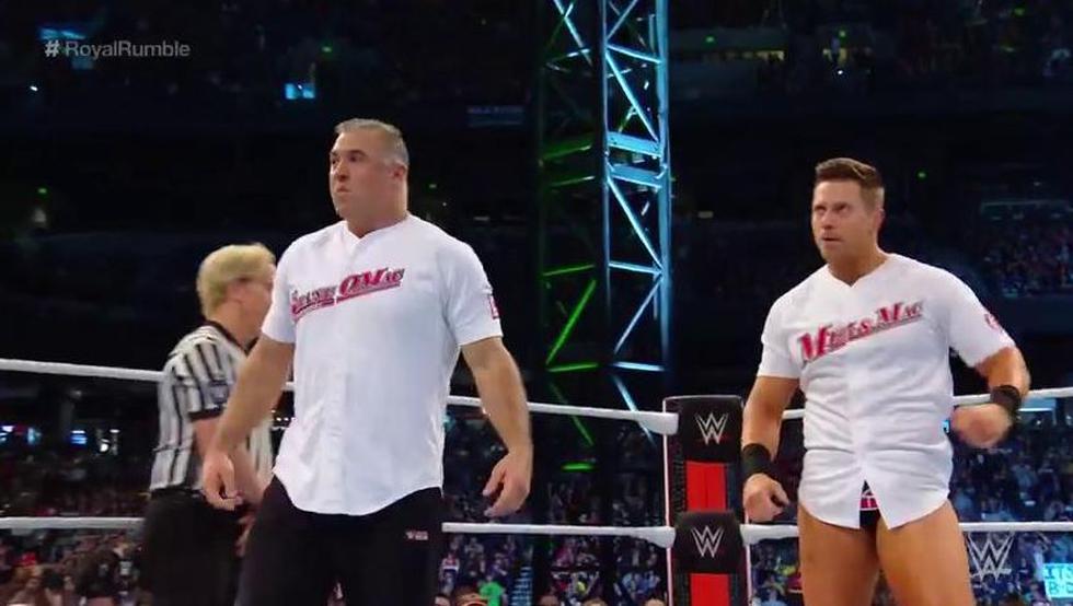 WWE Royal Rumble 2019: Shane McMahon y la impresionante maniobra para ...