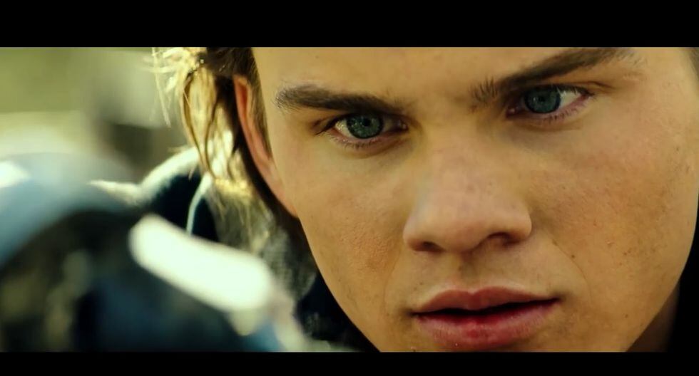 YouTube: Becky G rescata a un perro robot en el tráiler de "AXL" | VIDEO Cine | NOTICIAS EL ...