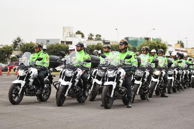 PNP recibe 994 motocicletas para el patrullaje en Lima y regiones ...
