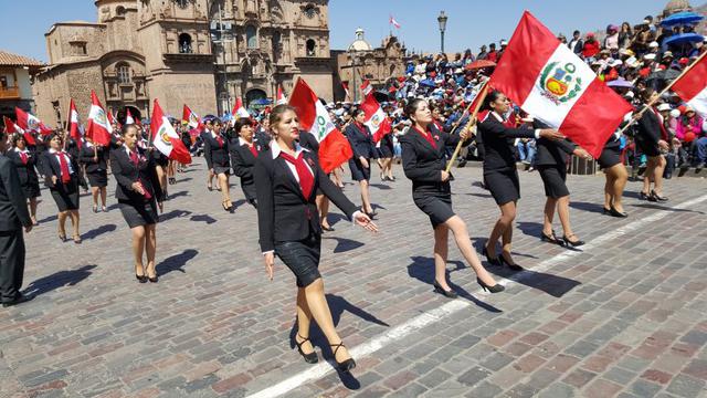 Fiestas Patrias: imágenes de los desfiles al interior del Perú | EL ...